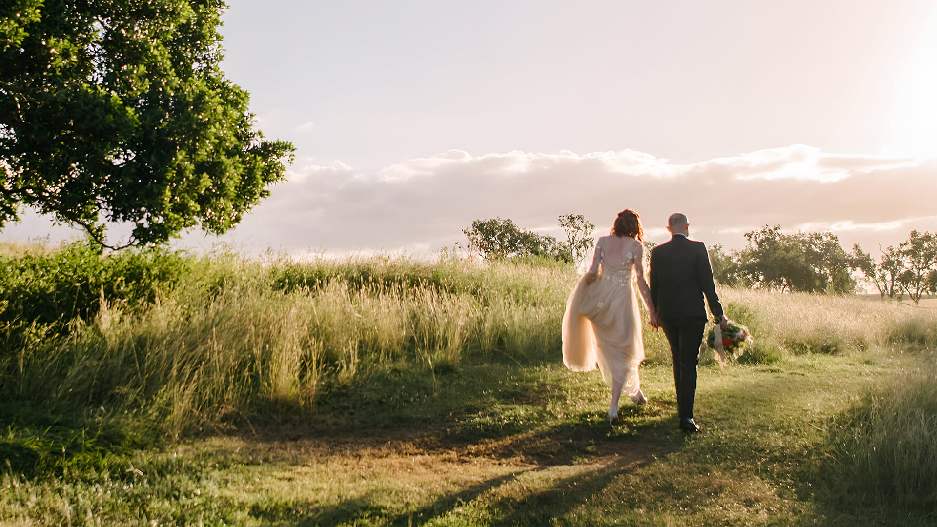 White Chapel Kalbar | Post Ceremony Photoshoot